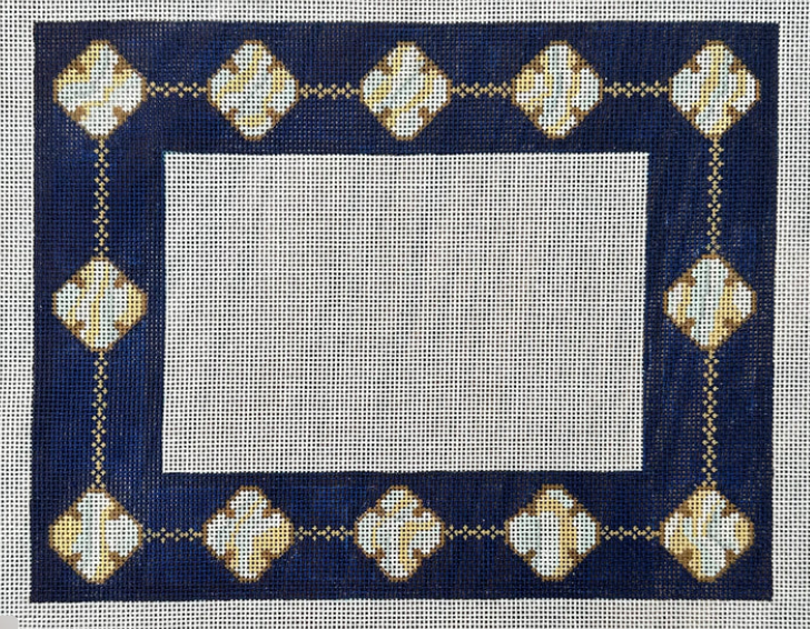 Quatrefoil Necklace Frame/Van Cleef (Froopy Designs)– Stitch Therapy ...